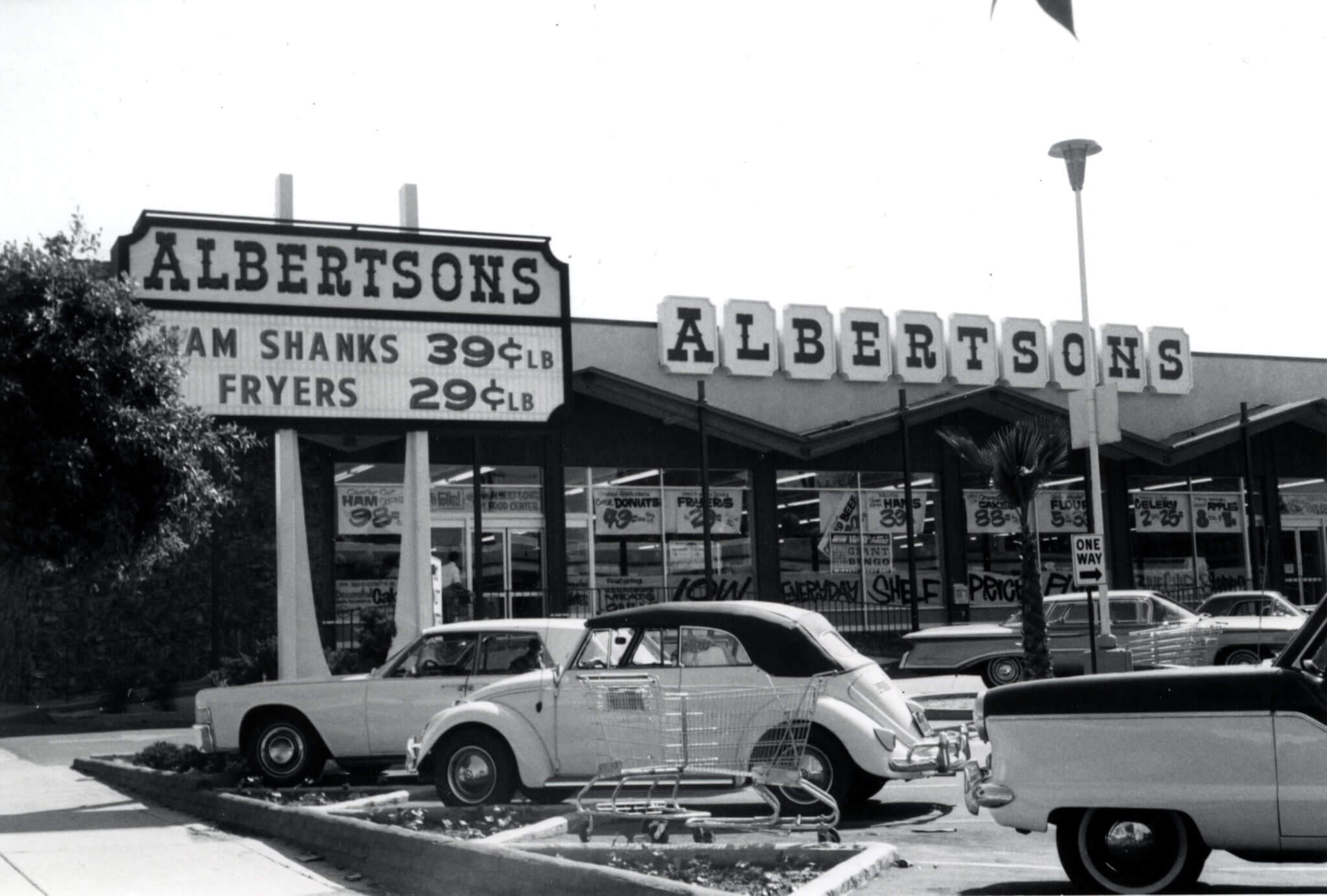 Supermarkets come to Newport Beach - Sherman Library and Gardens